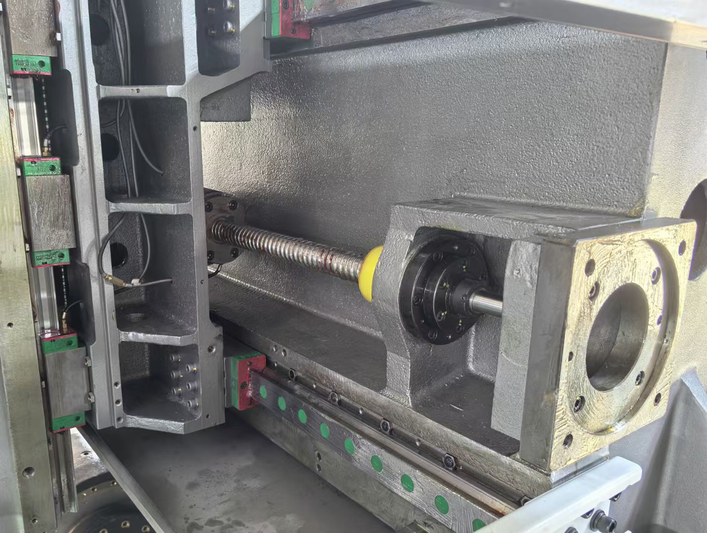 Bridge cradle five axis processing machine_GOING